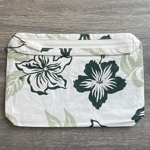 ALOHA Collection | Bags | Aloha Collection Small Pouch Town Nori | Poshmark